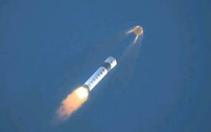 Spacex successfully tests fires SuperDraco engine for the Dragon ...