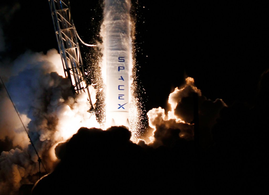 Air Force shows ULA launch prices are over four times more than Spacex ...