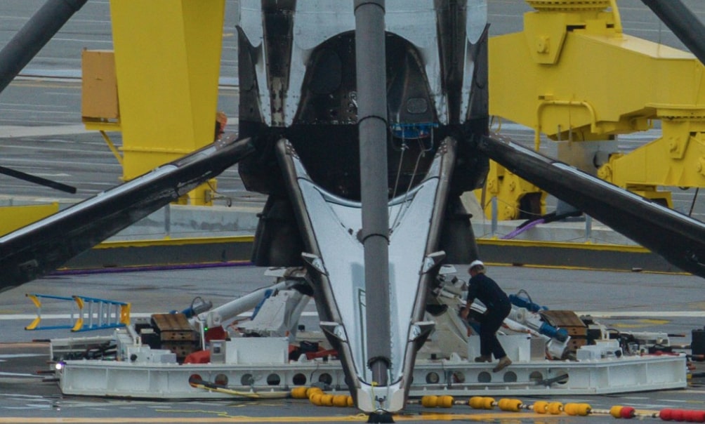SpaceX Falcon Heavy Landed Center Core But Lost to High Seas ...