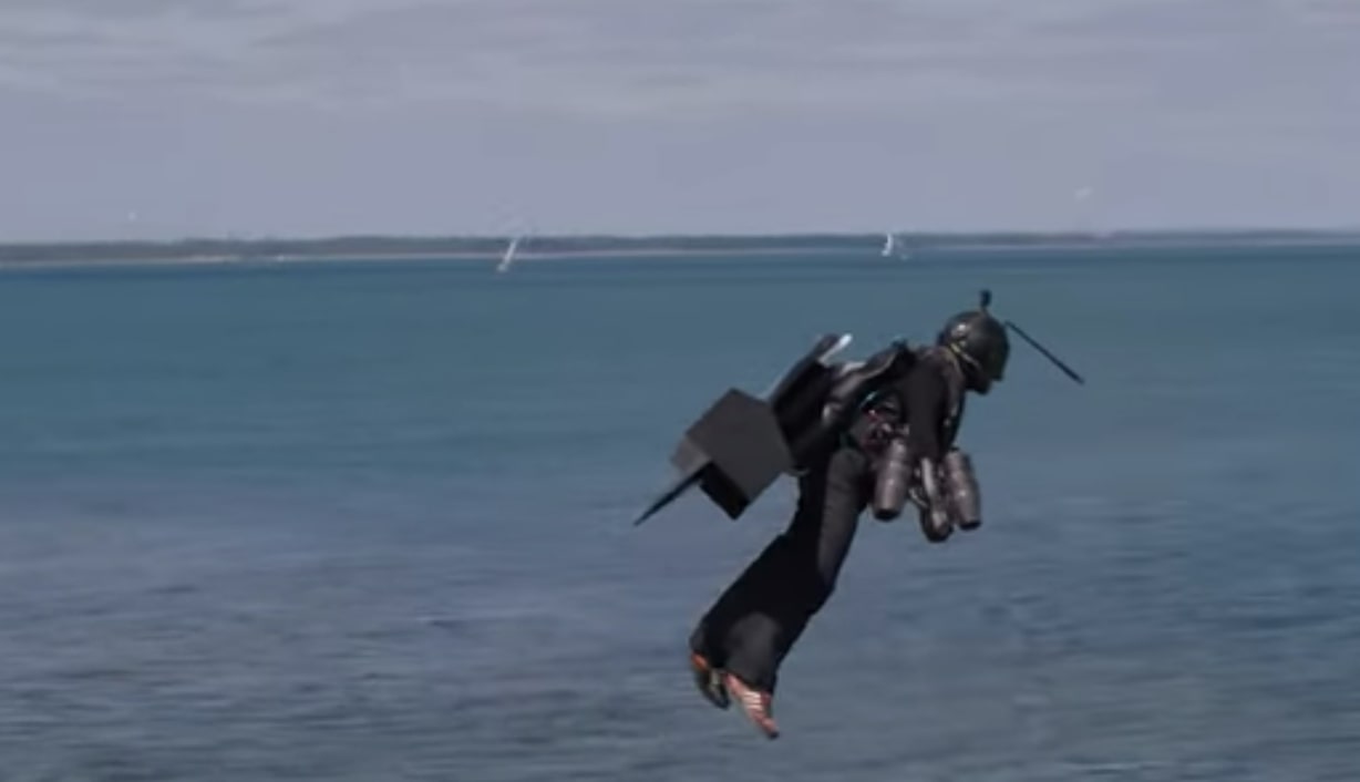 Gravity Flying Suit Added Wings For Longer Range Flight | NextBigFuture.com