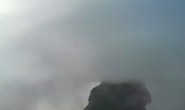 Huge Mushroom Cloud Explosion in Beirut Looks Like 1000 Tons of ...