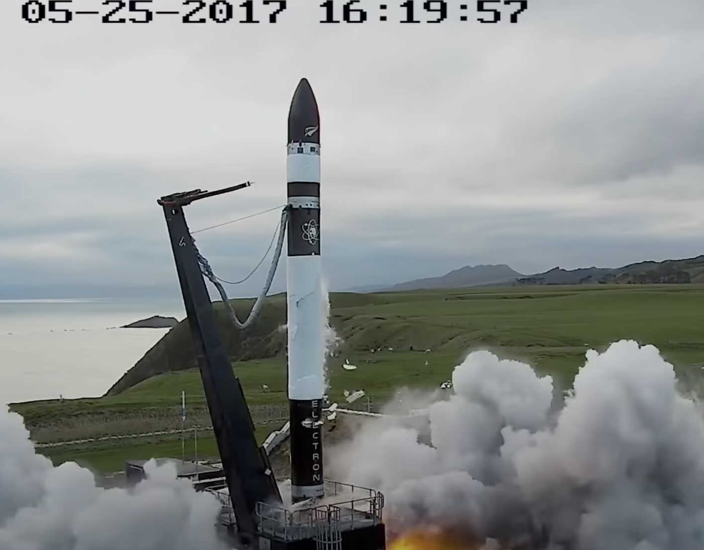 RocketLabs 8 Ton Payload Reusable Rocket for 2024 | NextBigFuture.com