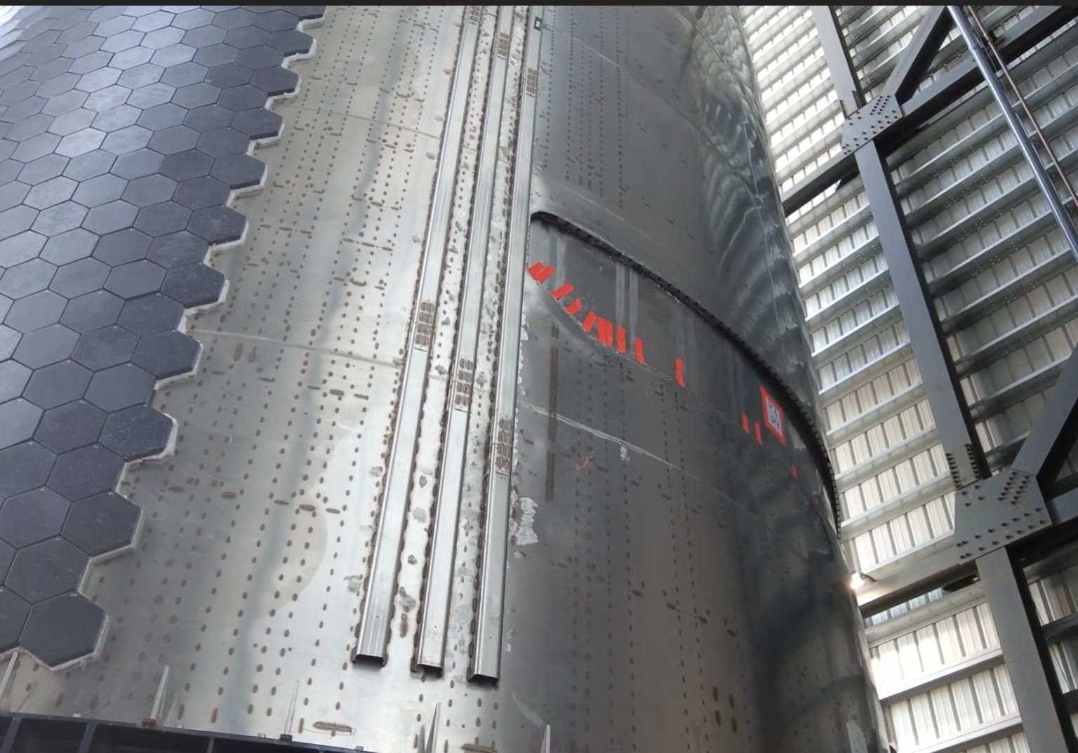 Elon Musk Gives Everyday Astronaut a SpaceX Starbase Tour ...