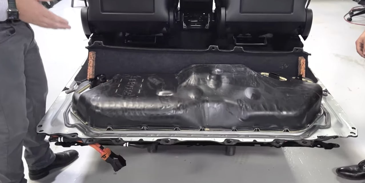 Munro Teardown of Tesla Model Y With 4680 Structural Battery Pack ...