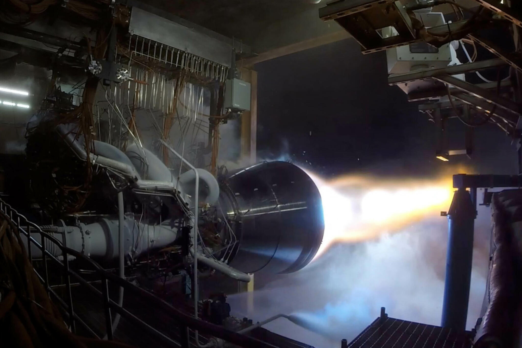 Blue Origin Nears Flight Test Certification for BE-4 Rocket Engine ...