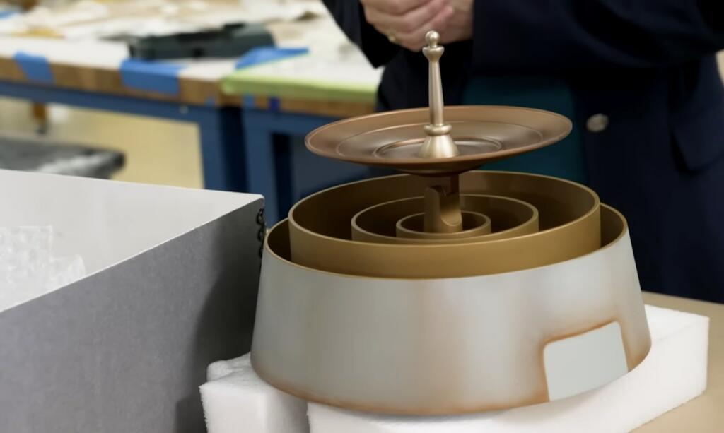 Smithsonian Has the Original Star Trek Enterprise Model | NextBigFuture.com