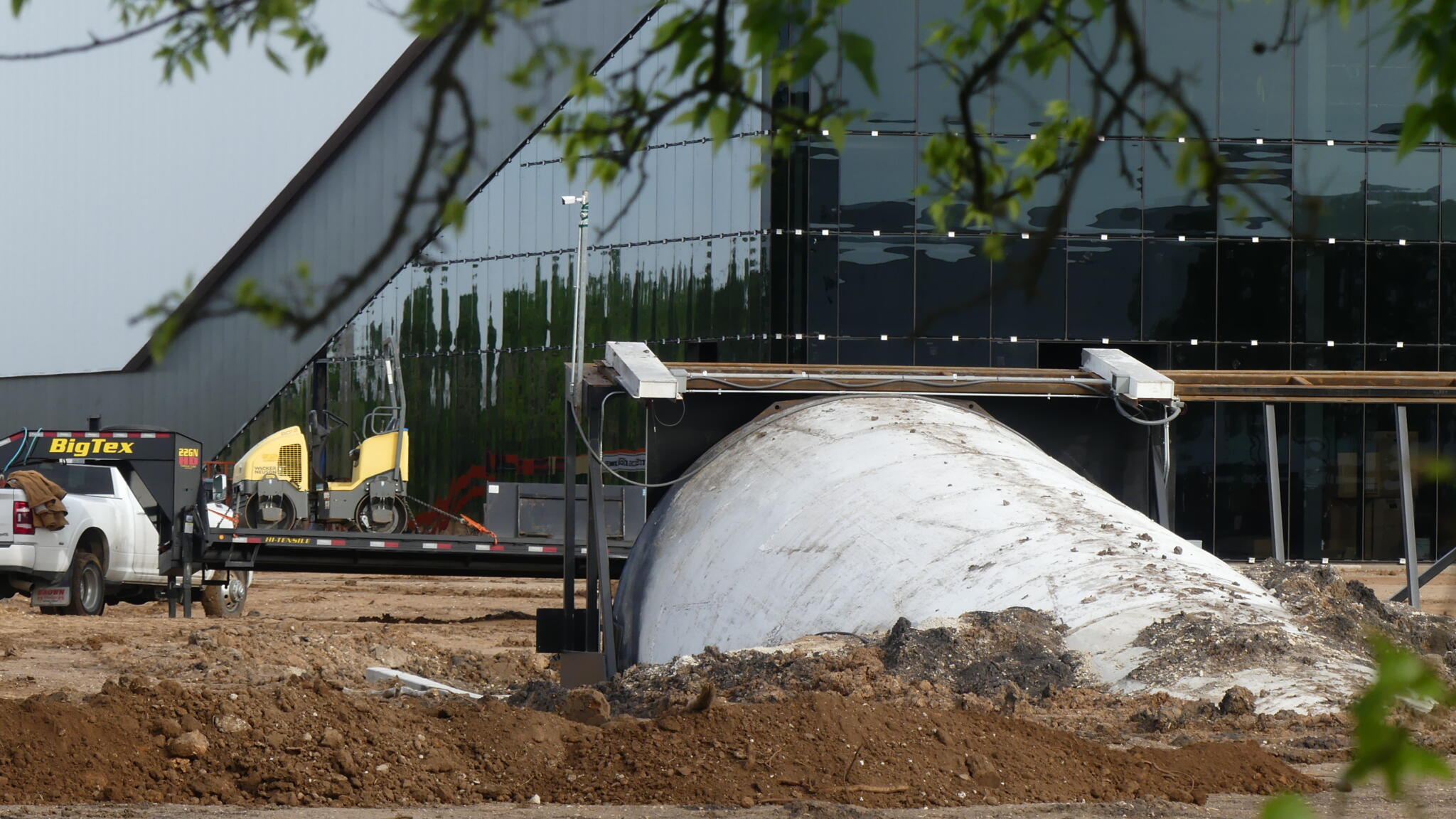 SpaceX Completing Starlink Dish Factory | NextBigFuture.com