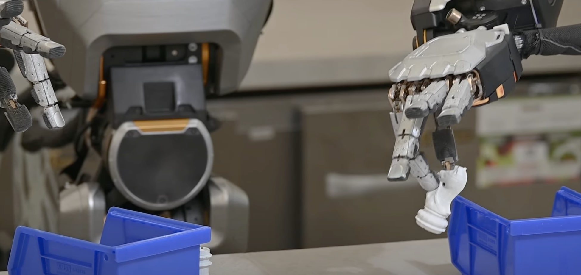 Sanctuary AI Humanoid Robots Can Teleoperate and Work Autonomously | NextBigFuture.com