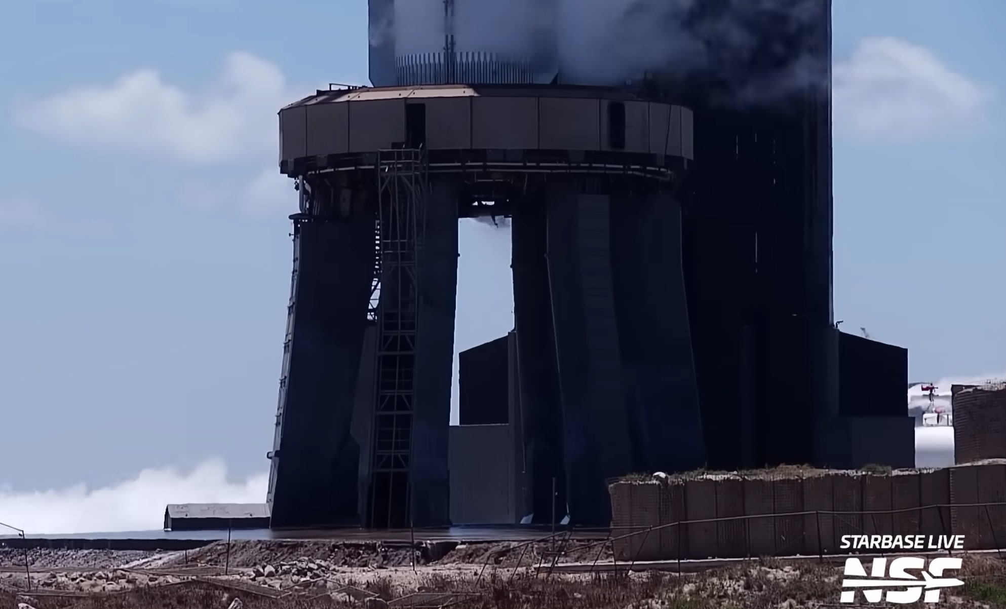 Successful SpaceX Booster 9 Static Fire With Water Deluge Protection ...