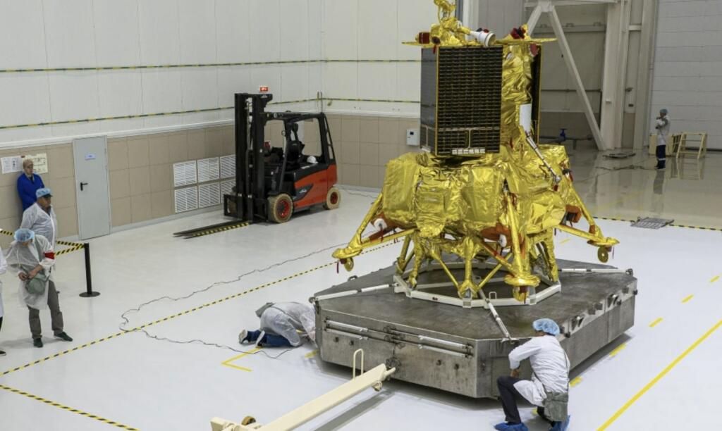 Russian Luna-25 Spacecraft Crashed into the Moon | NextBigFuture.com