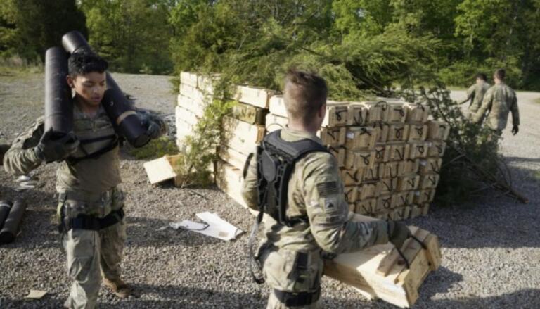 US Army 2040 Plans With Iron Man-like Strength Enhancing Armor ...