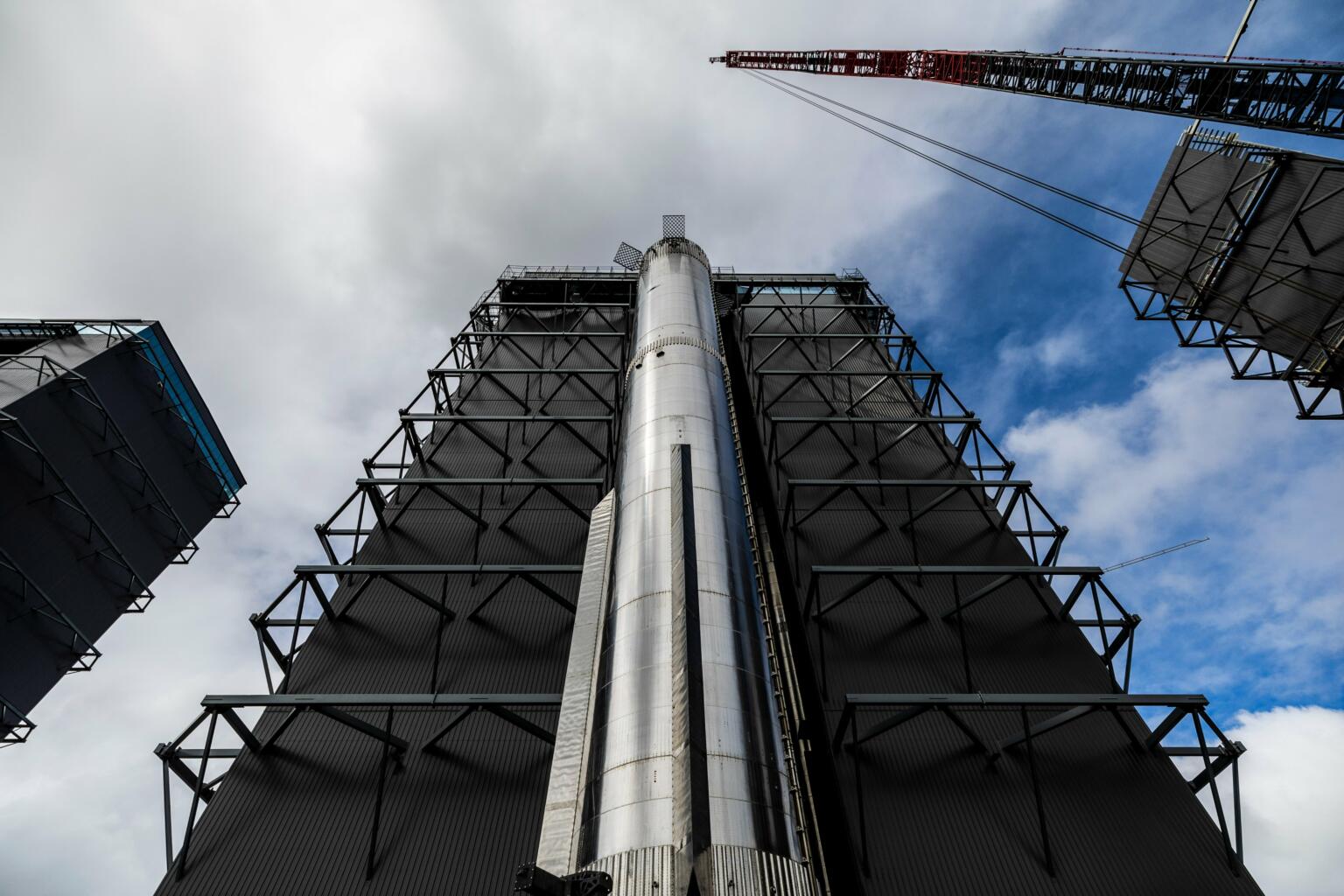 SpaceX Booster 9 is on the Launch Stand | NextBigFuture.com