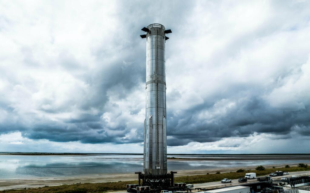 SpaceX Booster 9 is on the Launch Stand | NextBigFuture.com