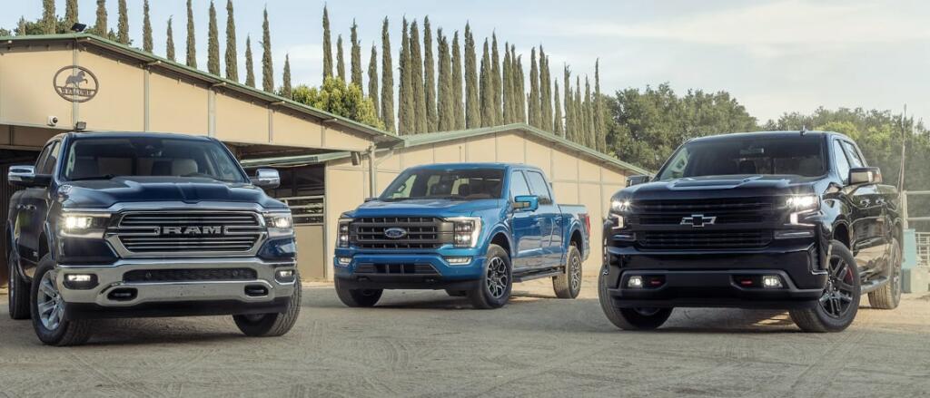 UAW Lowers Raise Demands From 40% to 36% but Auto Worker Strike Likely ...