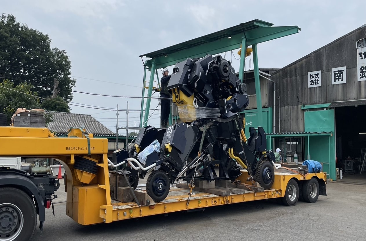 Real Life 15-Foot Tall Giant Mechs from a Japanese Startup ...
