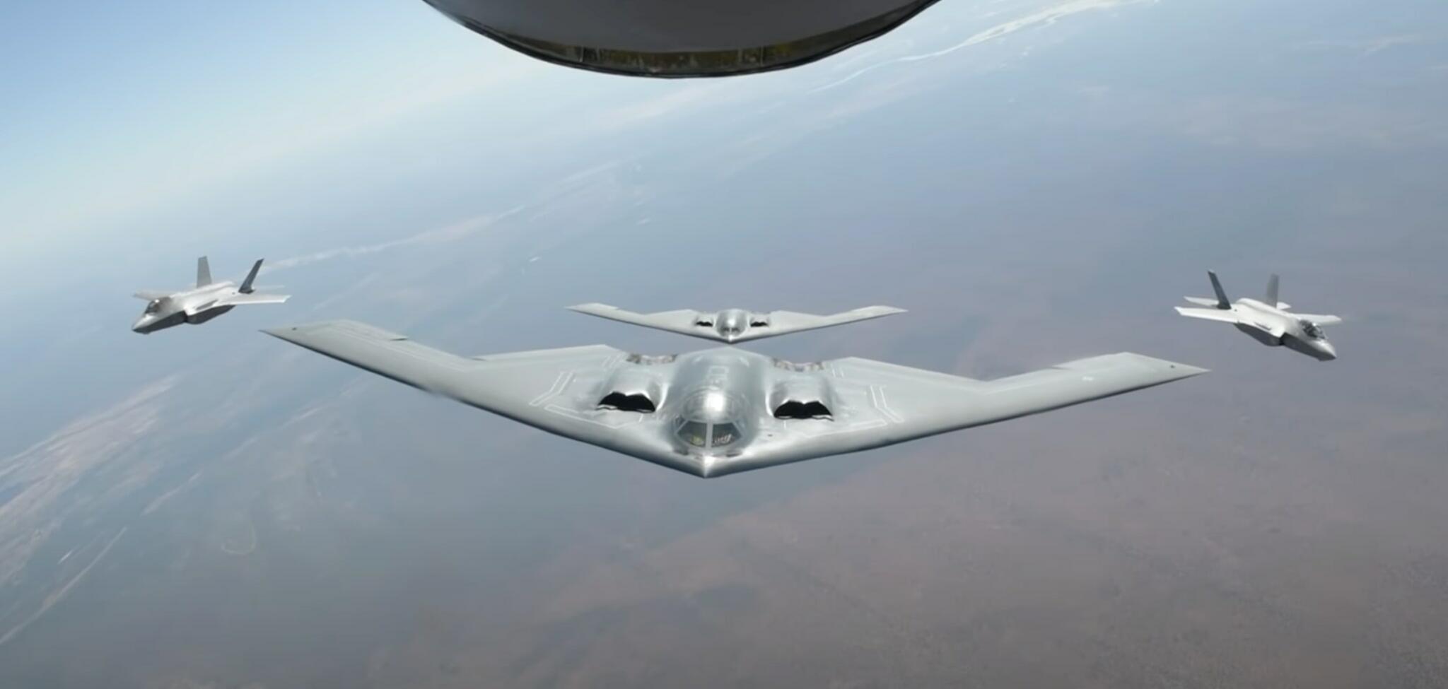 Secrets of the Sixth Generation B-21 Stealth Bomber Revealed in Photos ...