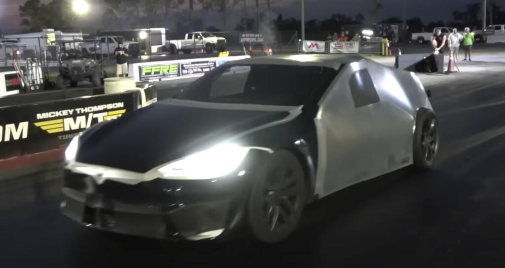 Modified Tesla Plaid Drag Racing | NextBigFuture.com