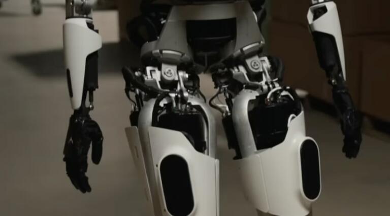 Apptronik Apollo Humanoid Robot | NextBigFuture.com