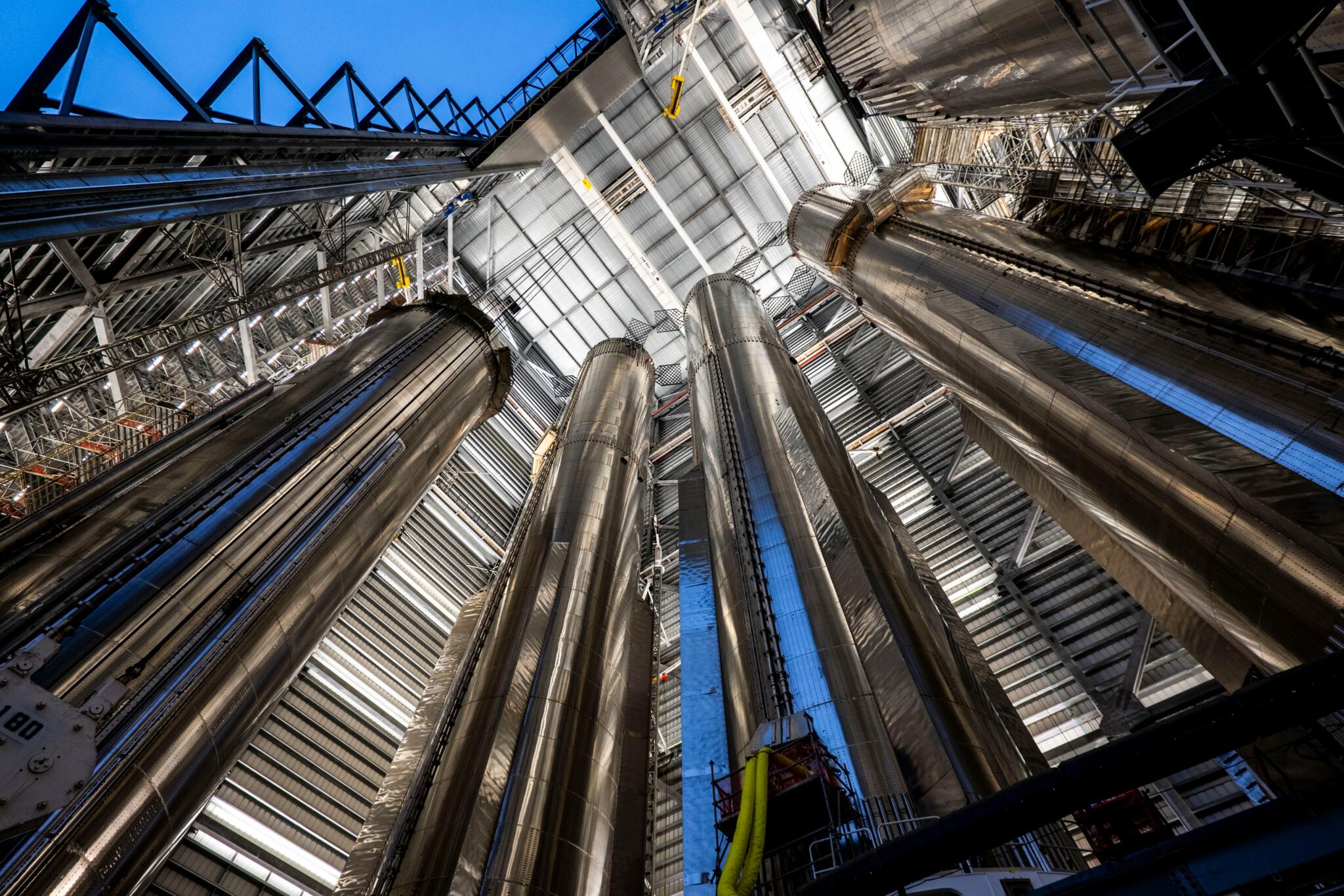 Three Completed SpaceX Super Heavy Starships | NextBigFuture.com