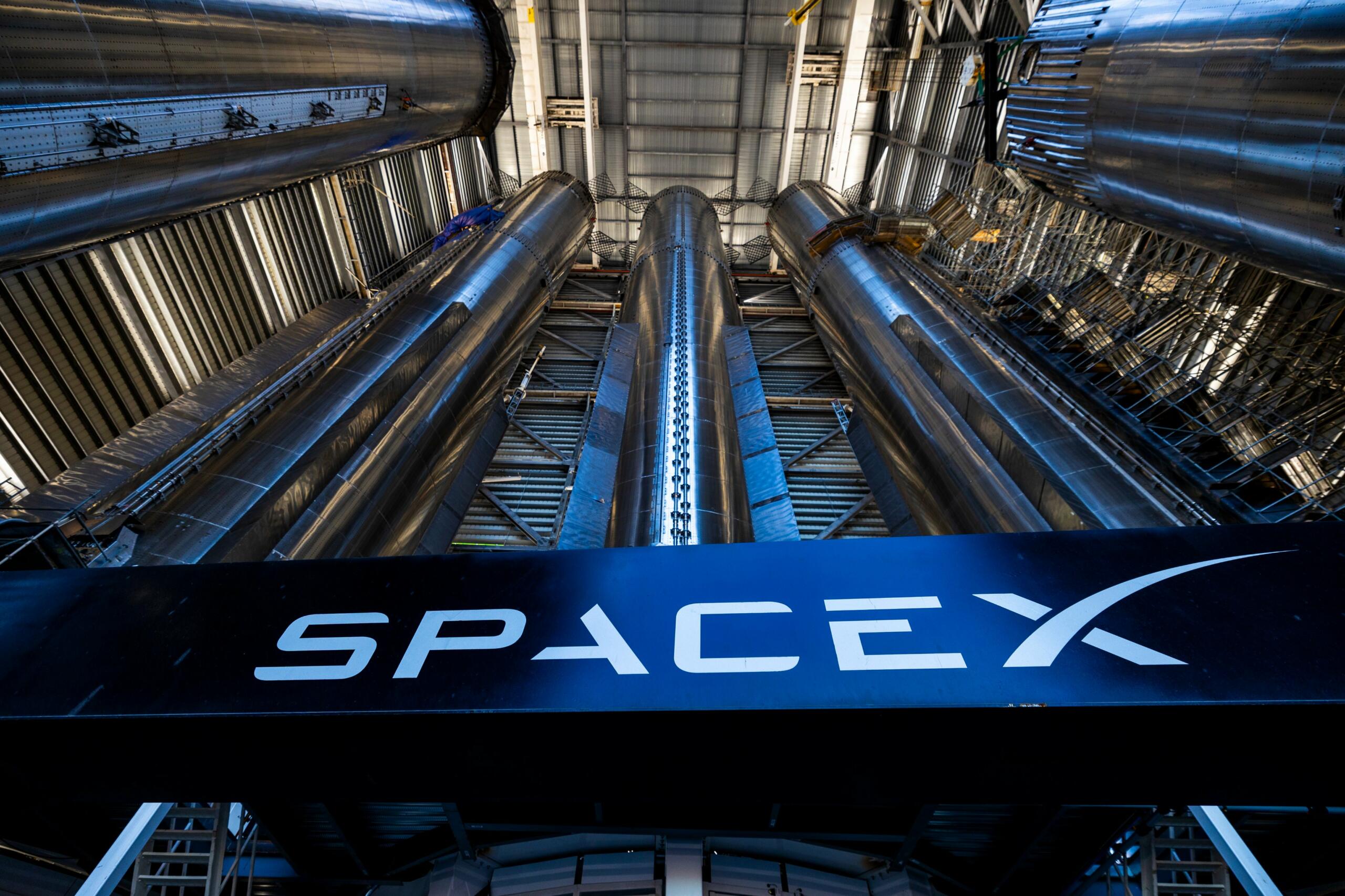 Three Completed SpaceX Super Heavy Starships | NextBigFuture.com