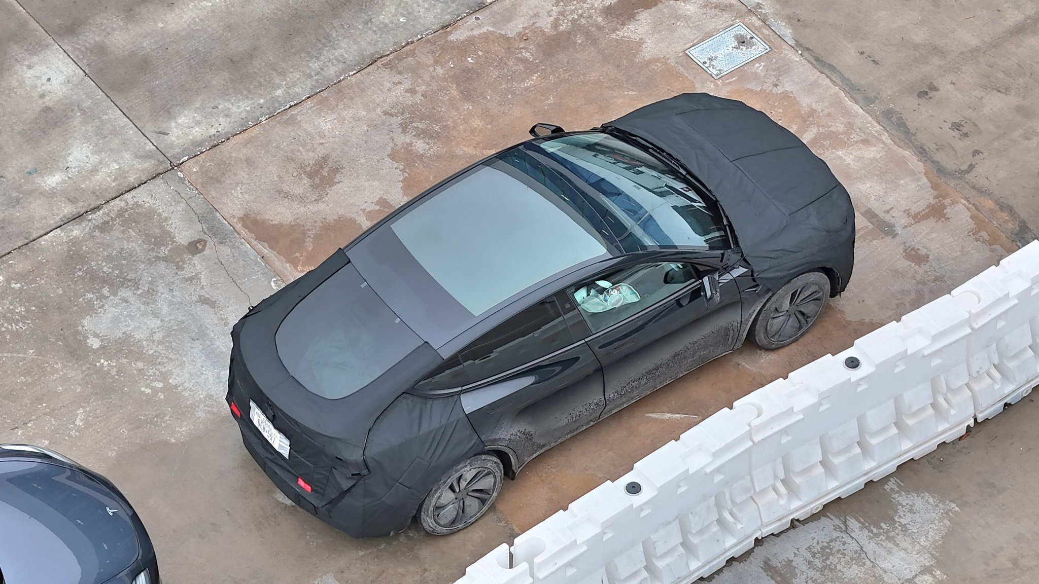 Tegtmeyer Spots What Could Be a New Compact Tesla Model | NextBigFuture.com