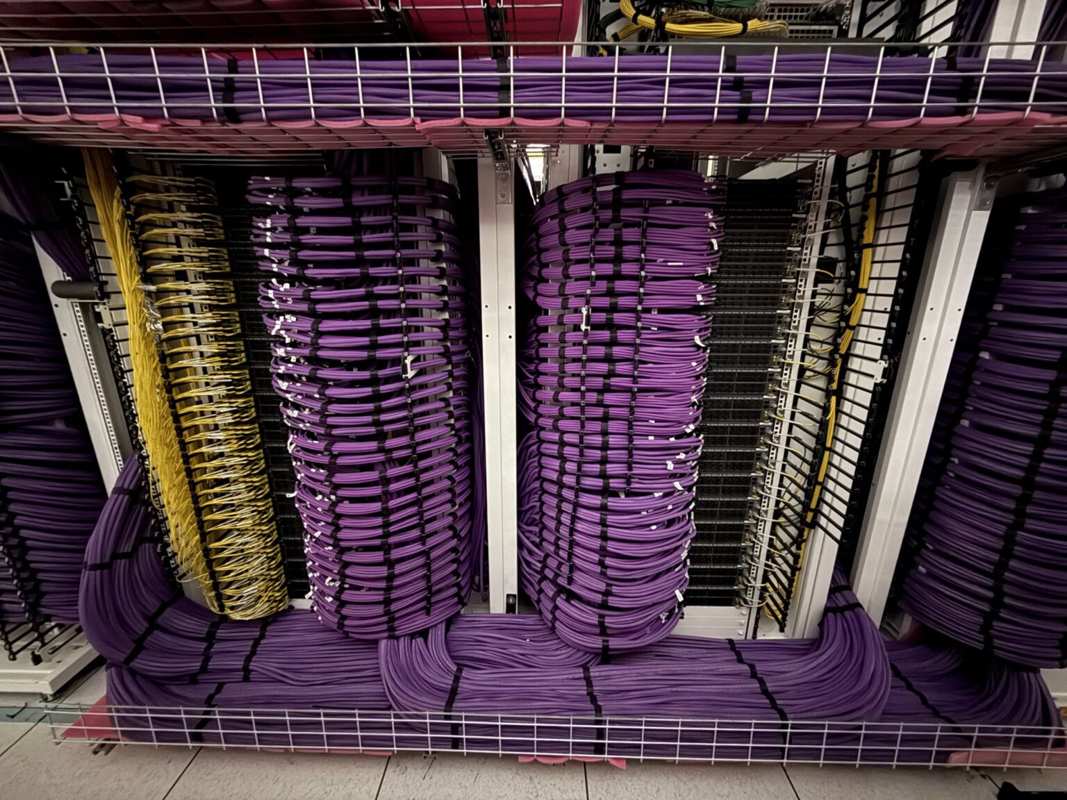 XAI Build AI Data Centers at Warp Speed - 30 Times Compute of Grok 3 in ...